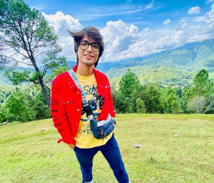 Piyush Joshi Vlog Age, Bio, Family, Class, Height, Net Worth | Celebs ... Piyush Joshi Vlog Age, Bio, Family, Class, Height, Net Worth | Celebs ...